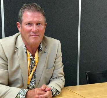Mayor in heated conversation | Cambridge News